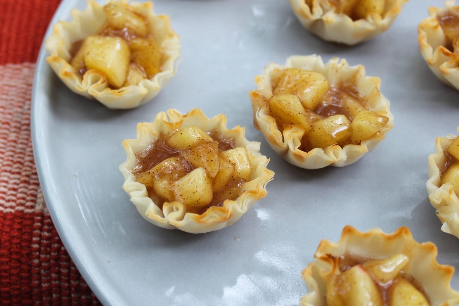 No Bake Apple Pie Phyllo Cups - Spoon Me Slender